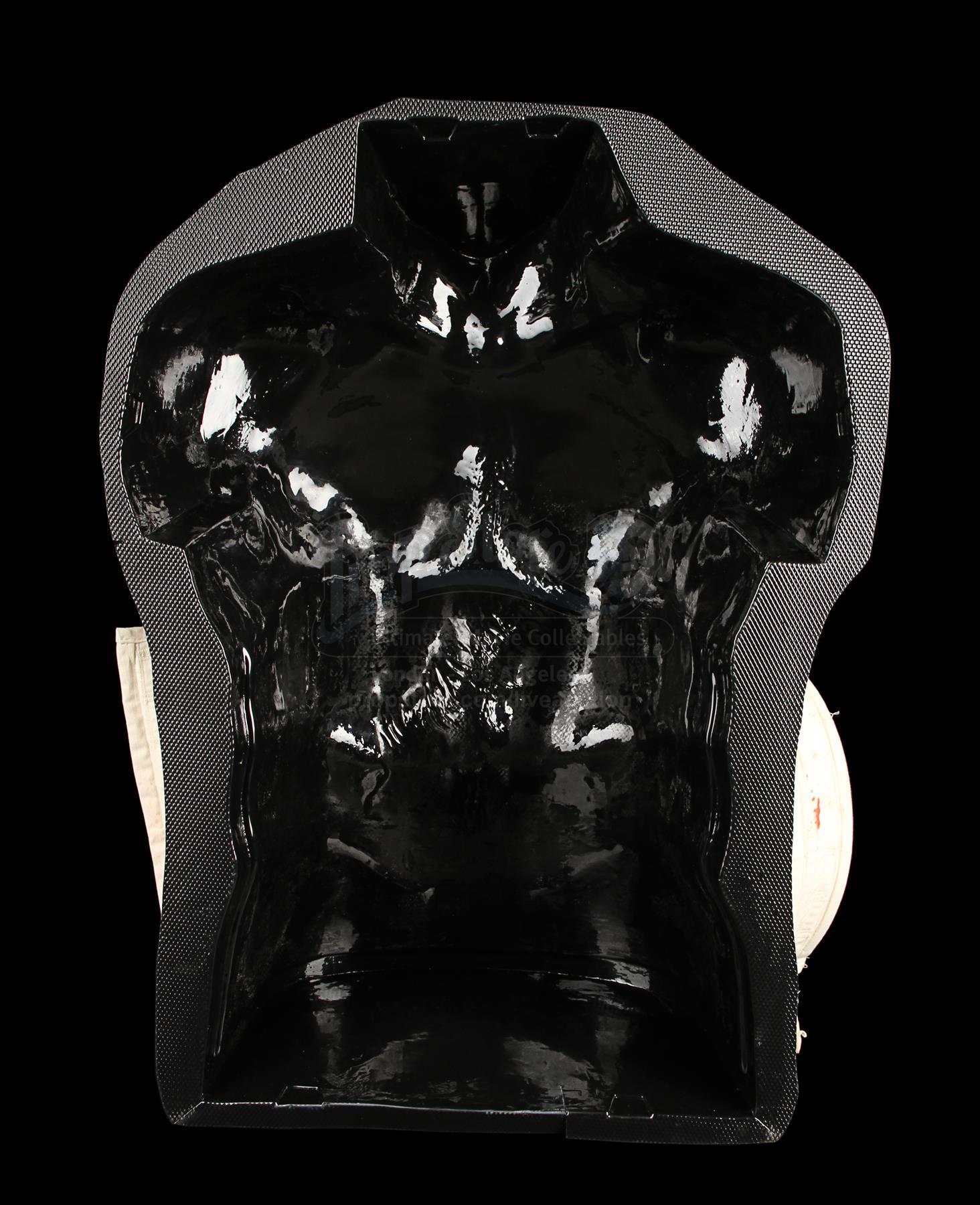 THE WOLVERINE (2013) - Wolverine's (Hugh Jackman) Prosthetic Chest ...