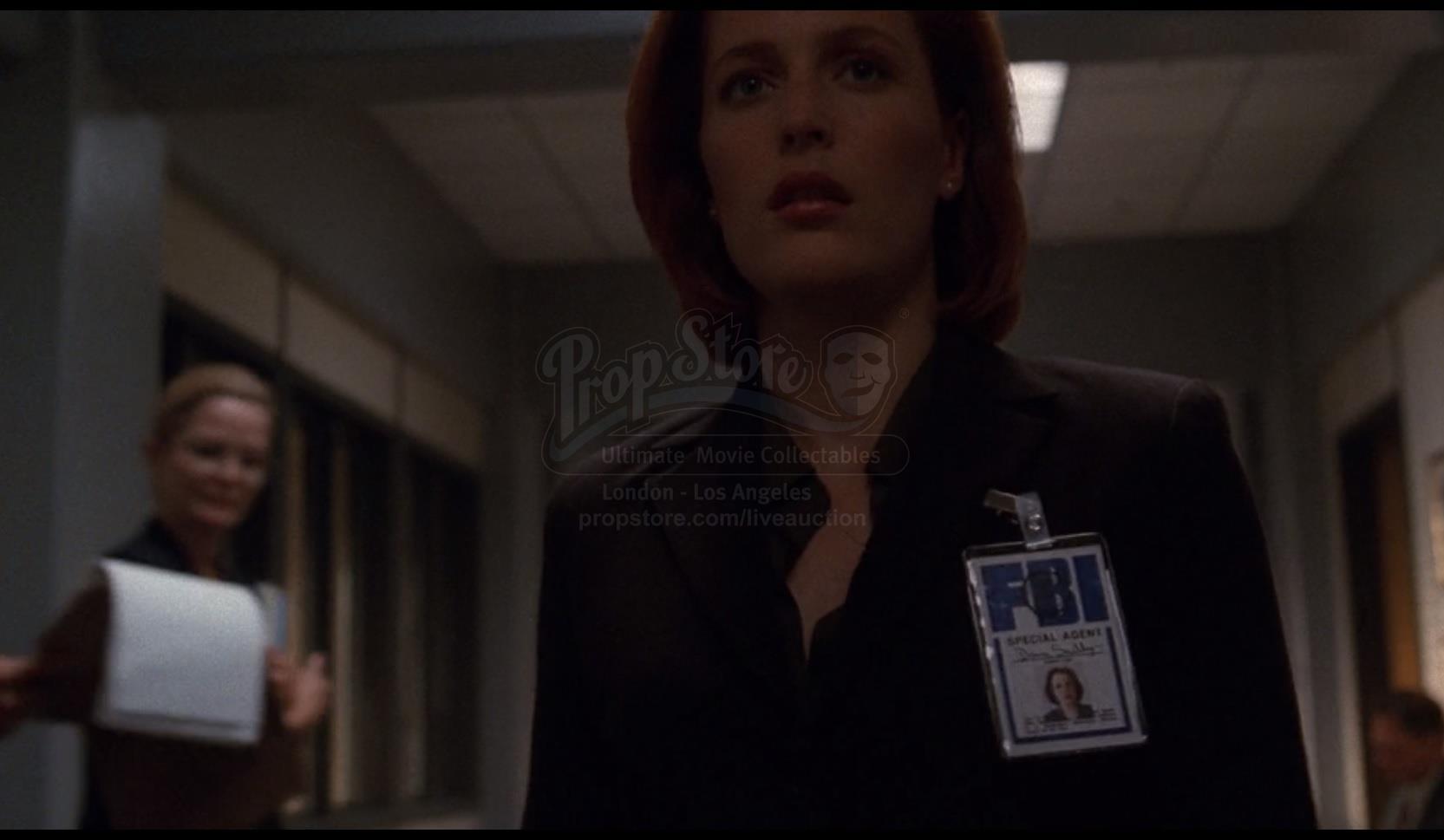 THE X-FILES (1993-2002) - Dana Scully's (Gillian Anderson) FBI ID Badge ...