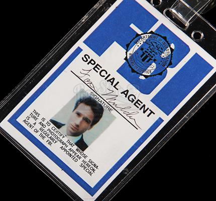 THE X-FILES (1993-2002) - Fox Mulder's (David Duchovny) FBI ID Badge ...