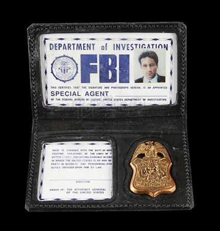 THE X-FILES (1993-2002) - Fox Mulder's (David Duchovny) FBI Photo ID ...