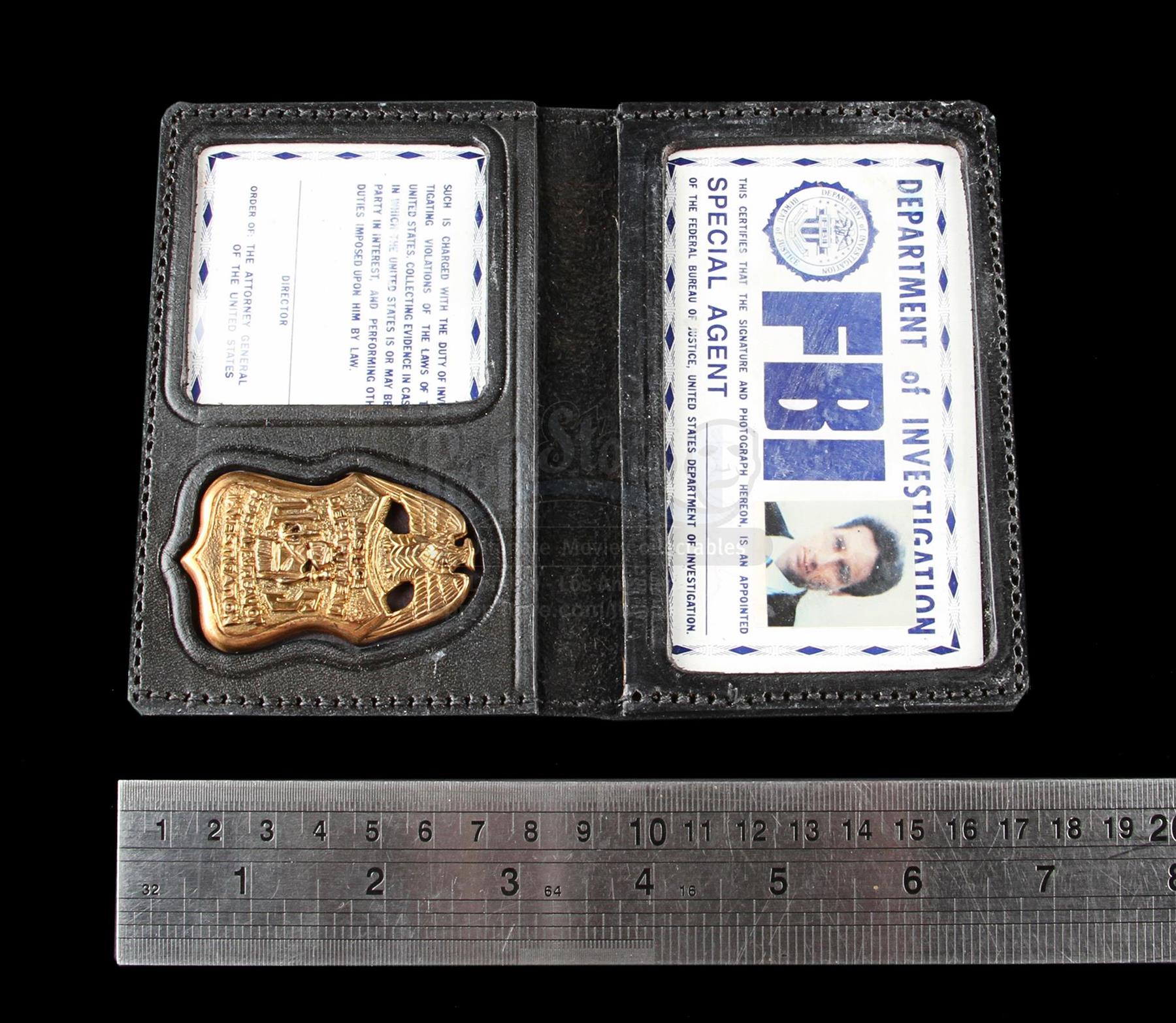 THE X-FILES (1993-2002) - Fox Mulder's (David Duchovny) FBI Photo ID ...