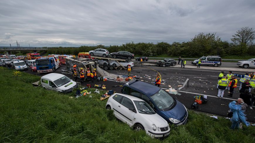 Accident Sur L A13 Le Conducteur Du Camion Est Mort
