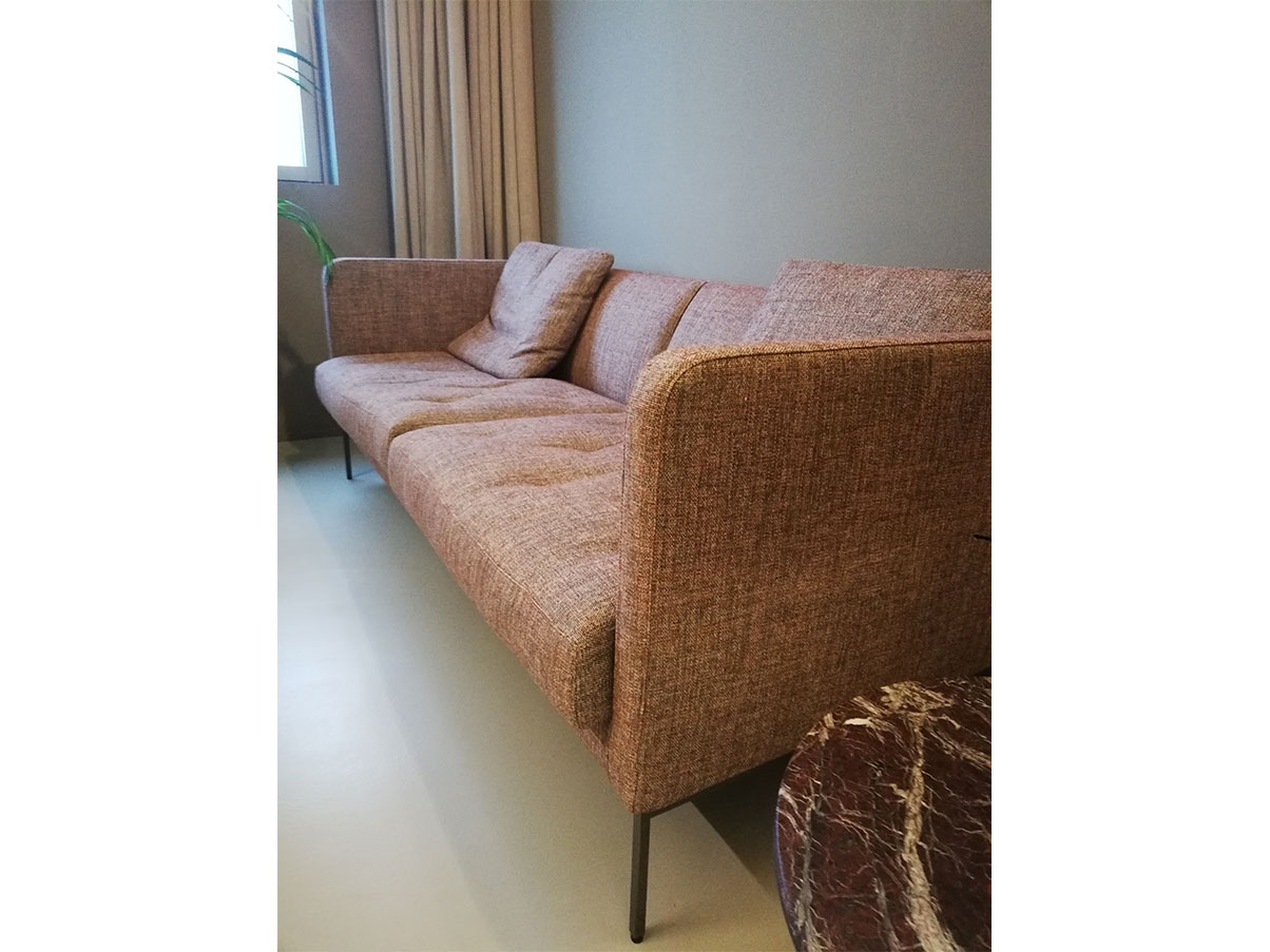 Divano 2 posti Easy Lipp in tessuto (bordeaux), Living Divani - Deesup