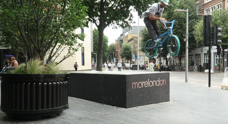 Billy Perry - Riding BMX In London - DIG BMX