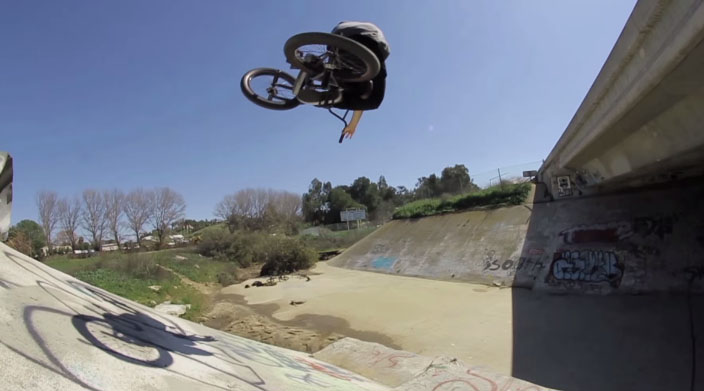 Trick Fix - Justin Spriet DIY Ditch Session - DIG BMX
