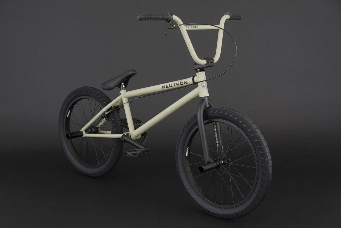 FIRST LOOK - FLY BIKES 2018 COMPLETES - DigBMX