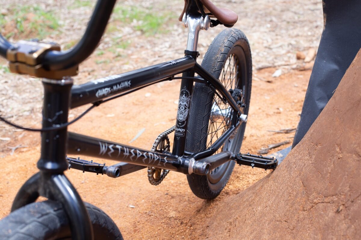PRODUCTIVITY: WETHEPEOPLE CHAOS MACHINE FRAME - DigBMX