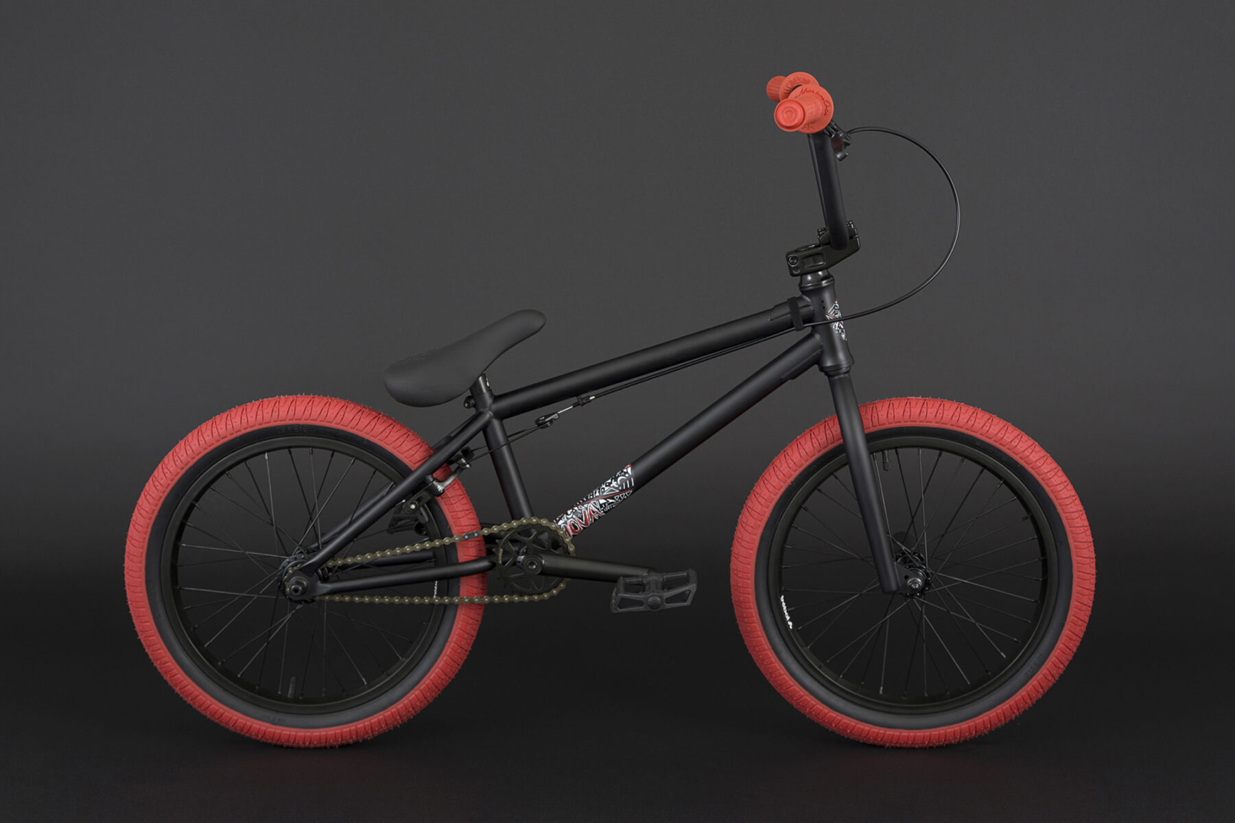 FIRST LOOK - FLY BIKES 2018 COMPLETES - DigBMX