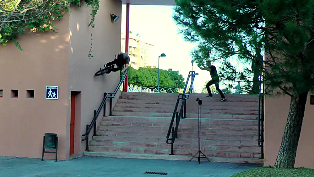 Video Vault: DIG X Bruno Hoffmann - DIG BMX