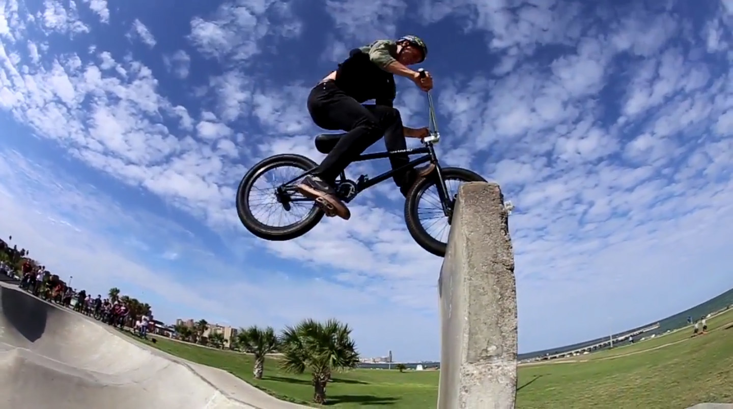 The Pedal Shop stop with Dennis Enarson & Jason Watts - DIG BMX