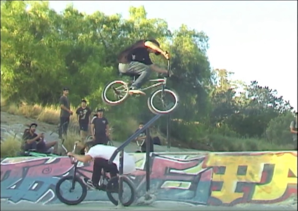 COMMON CREW @ THE FIEND D.I.Y. JAM - DIG BMX