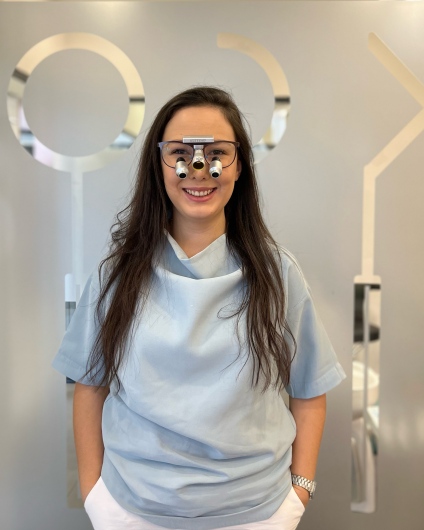 Uzm. Dt. Cansu Emeksiz Arar - Yorumları incele ve randevu al | DoktorTakvimi.com