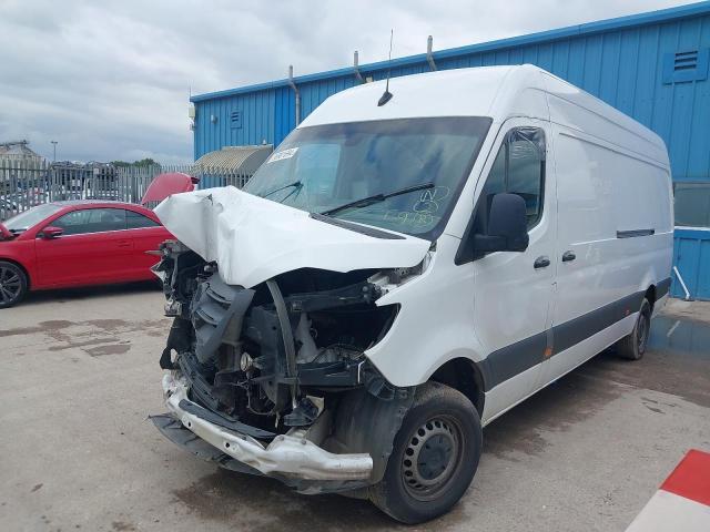 Currently Breaking | Dronsfields