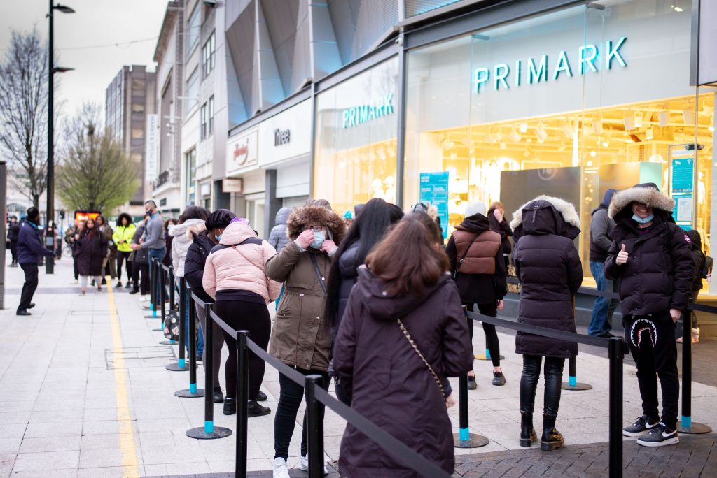 Reopening footfall continues to rise up to 3pm
