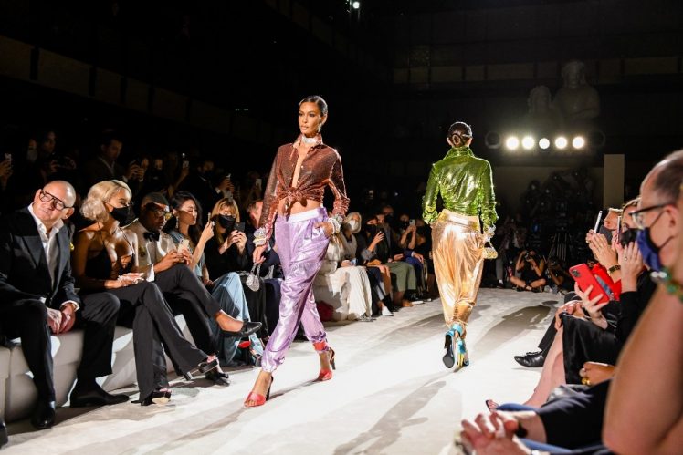 Catwalks and Fashion Weeks | Drapers