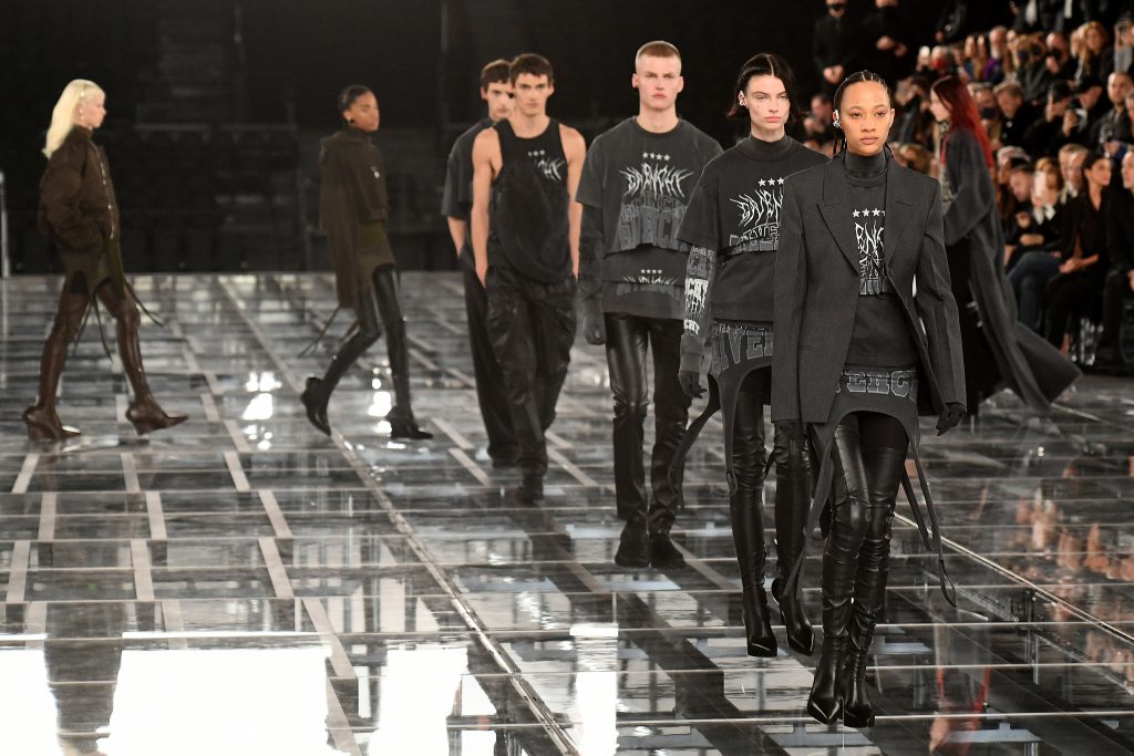 The trends to know from Paris Fashion Week AW22