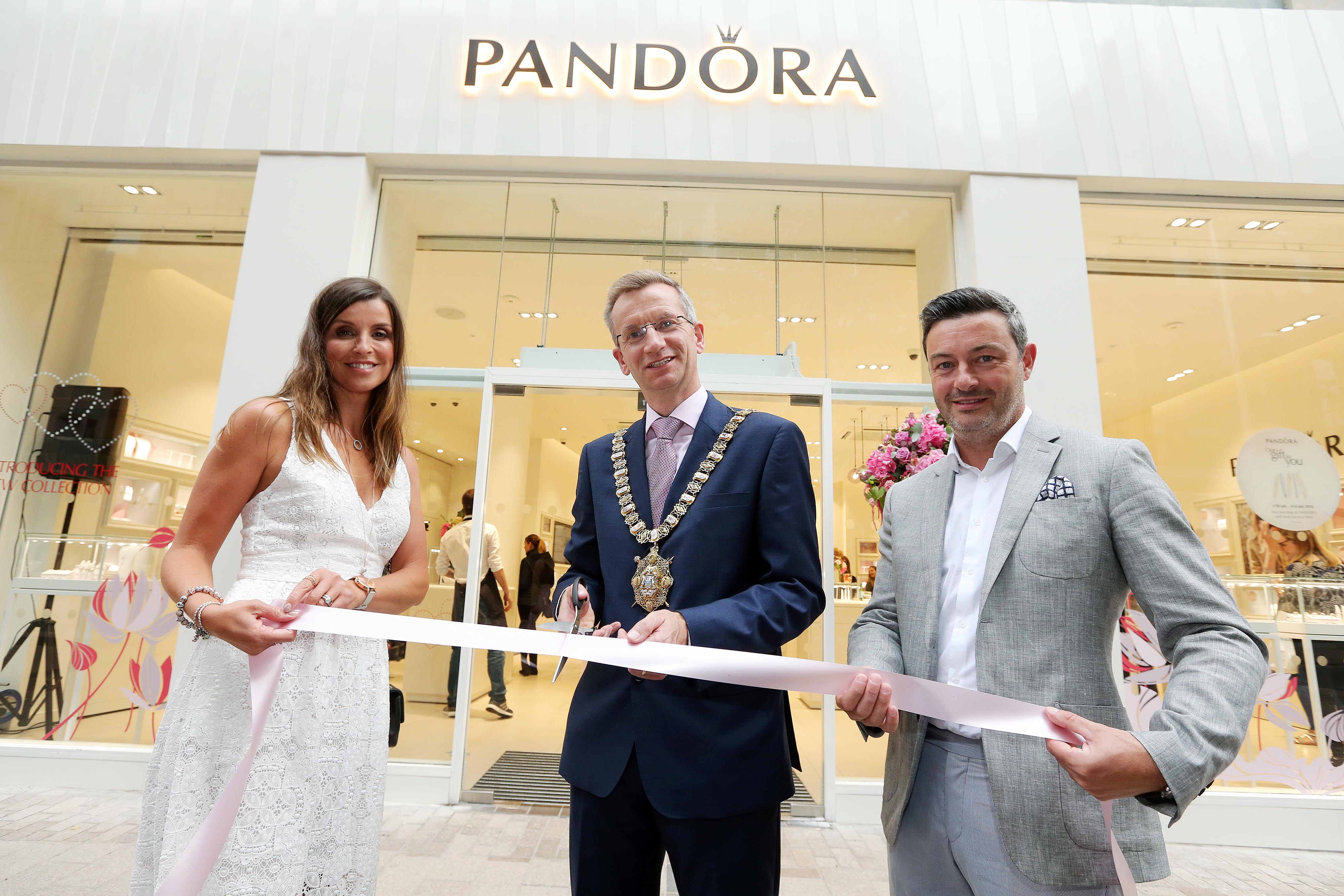 Pandora opens flagship concept store in Belfast with Argento | Retail ...