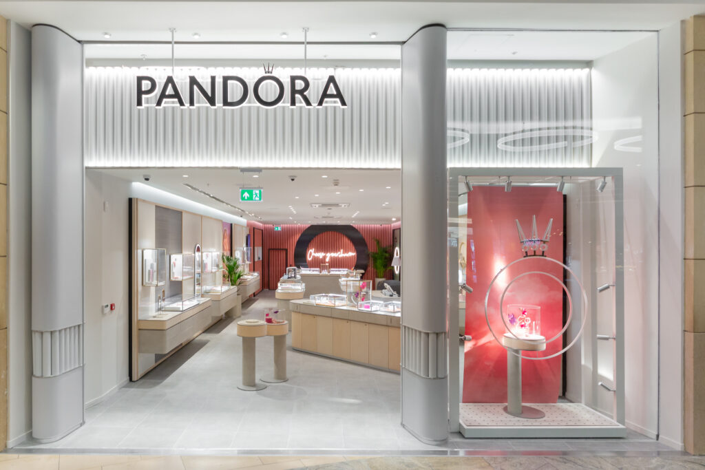 Pandora vows to keep stores open and staff on payroll | Retail Jeweller