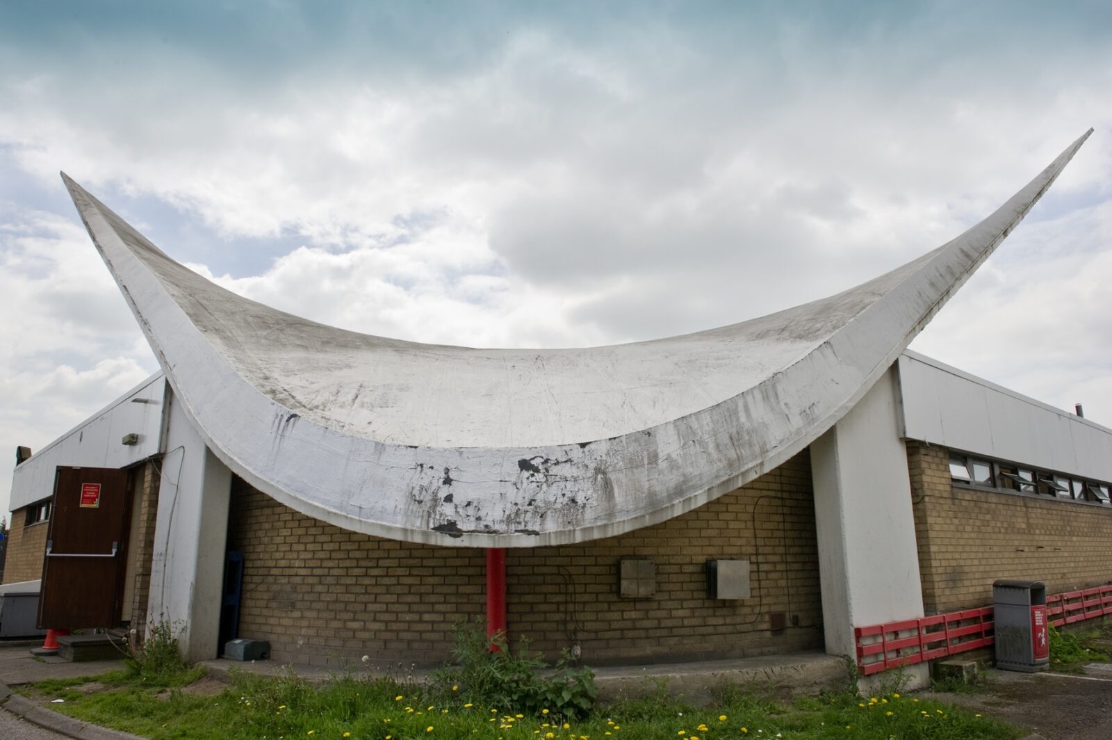 Two iconic 1960s petrol stations listed