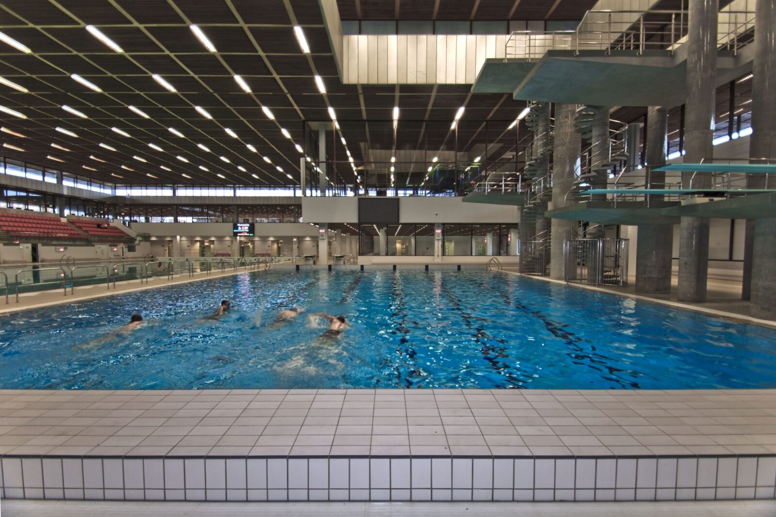 Royal Commonwealth Pool Refurbishment by S&P Architects