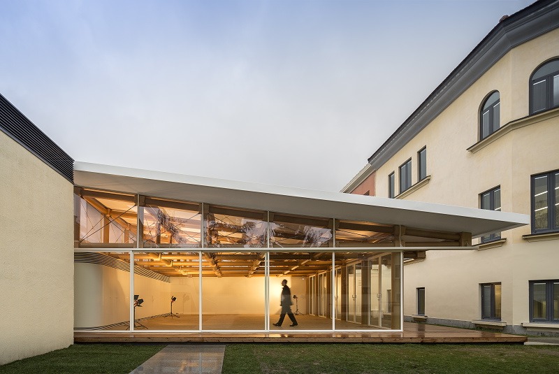 In pictures: Shigeru Ban's 'paper-tube pavilion'