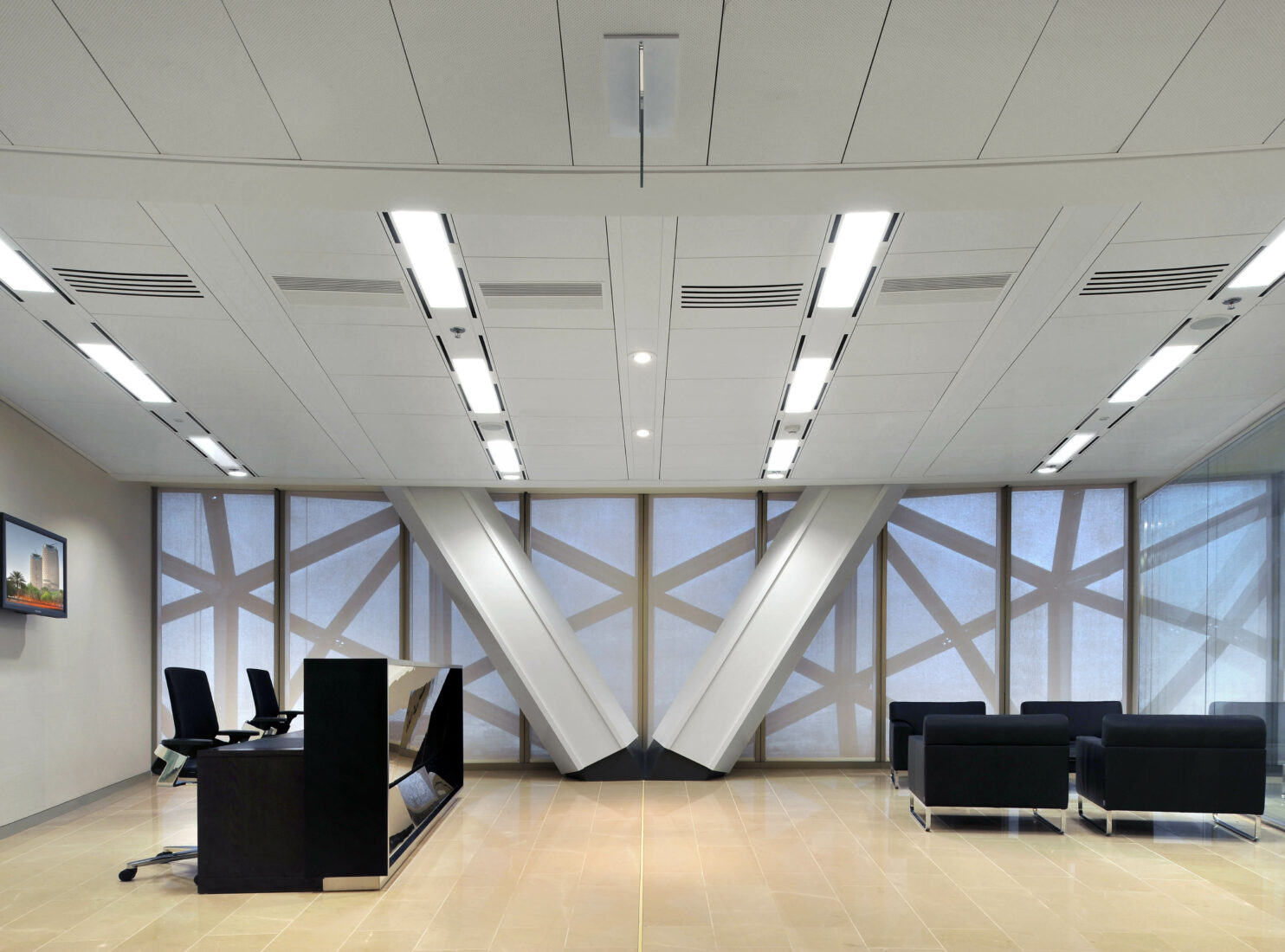 Walls, ceilings & partitions: Get things out in the open