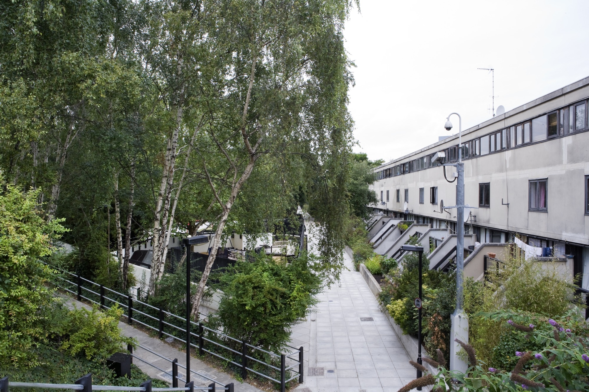 Alexandra Road Park by J & L Gibbons and Erect