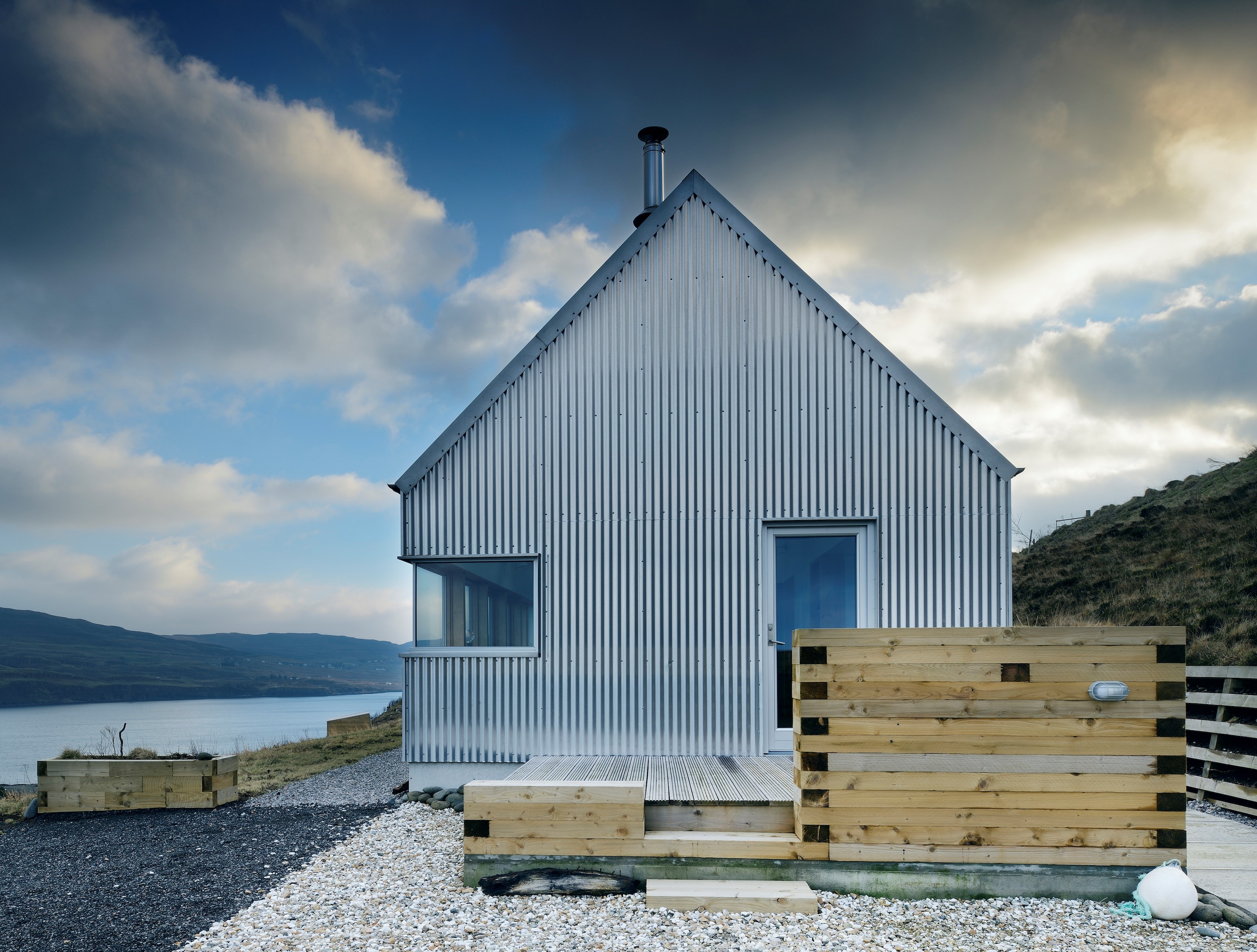 Good lifestyle, bad broadband: the rewards and challenges of being a ...