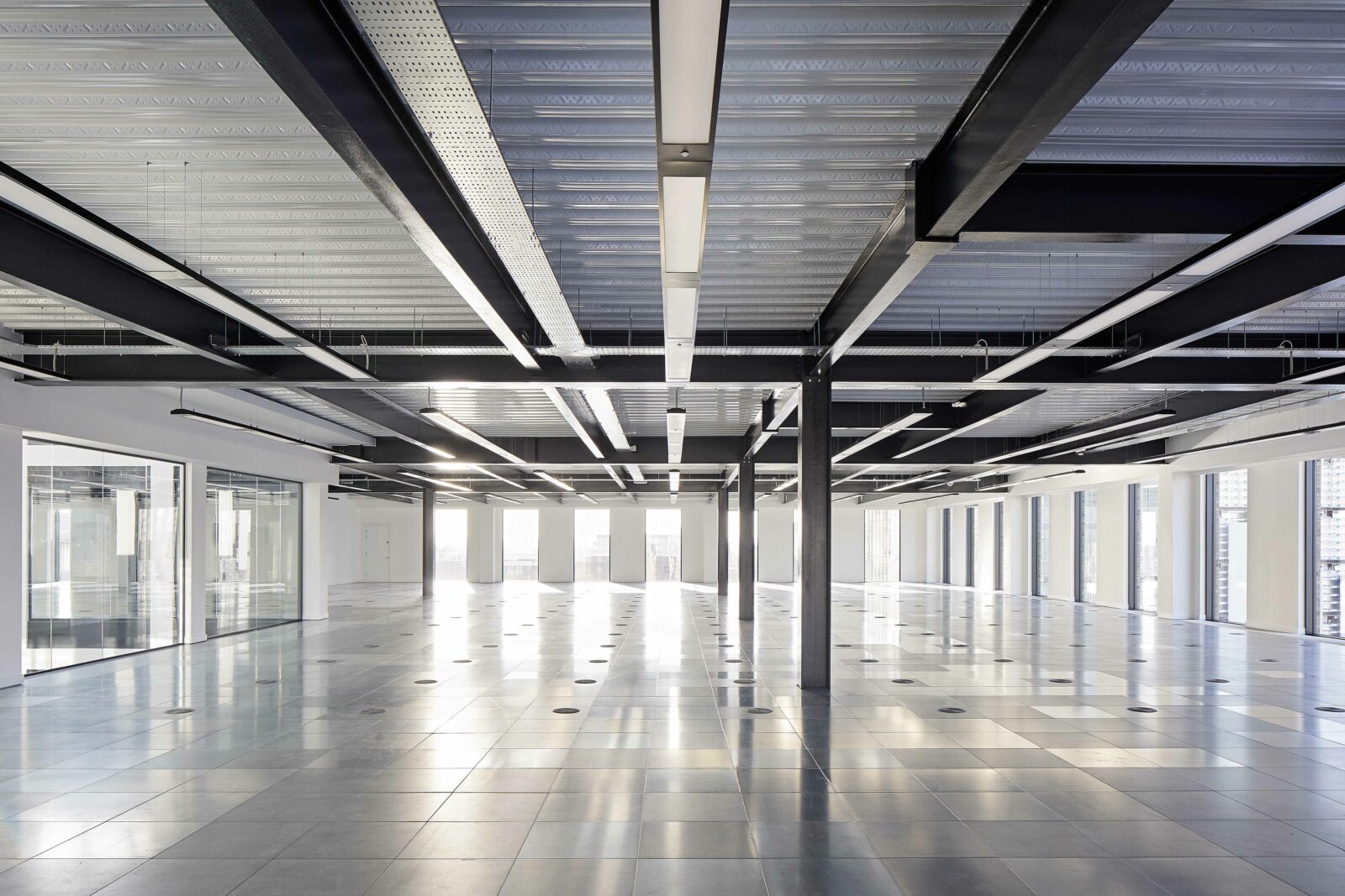 tp bennett’s Slough building is first UK office to receive WELL ...