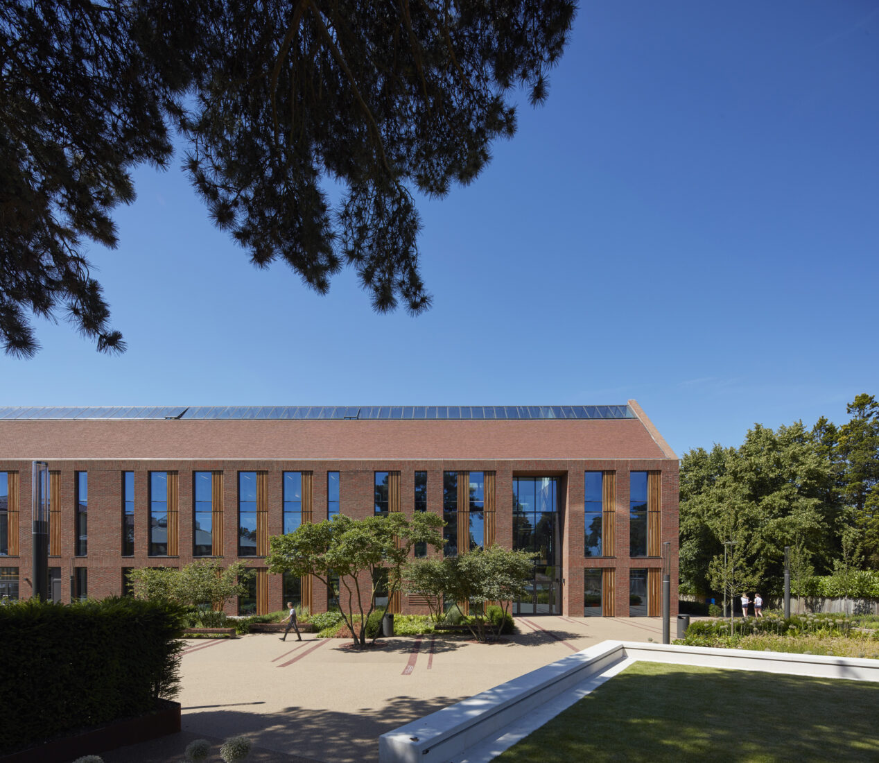 Walters & Cohen extends Reigate School with library and sixth form centre