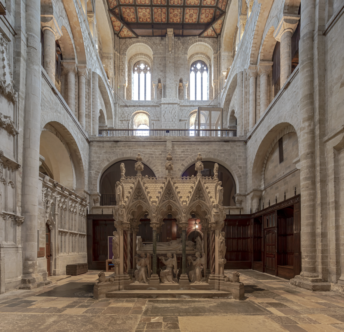 Nick Cox Architects creates exhibition space in Winchester Cathedral