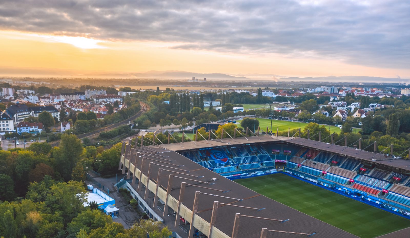 Populous to re-use Airbus fuselages in RC Strasbourg’s stadium revamp