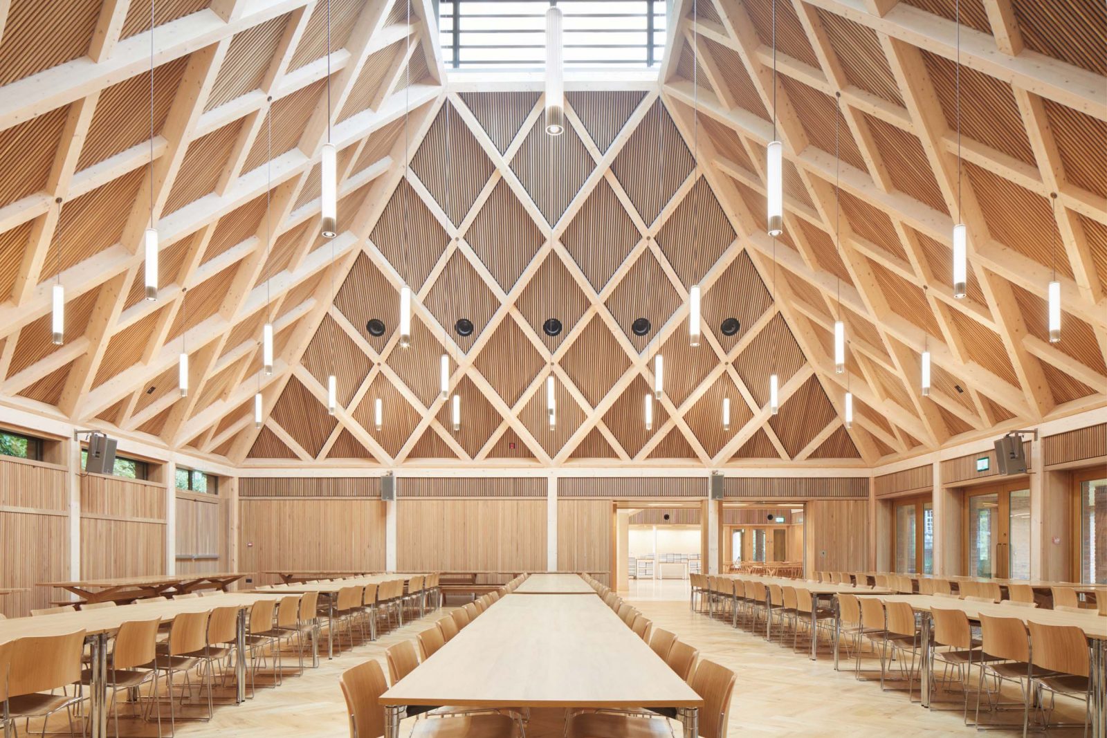 Case study: Ibstock Place School Refectory by Maccreanor Lavington