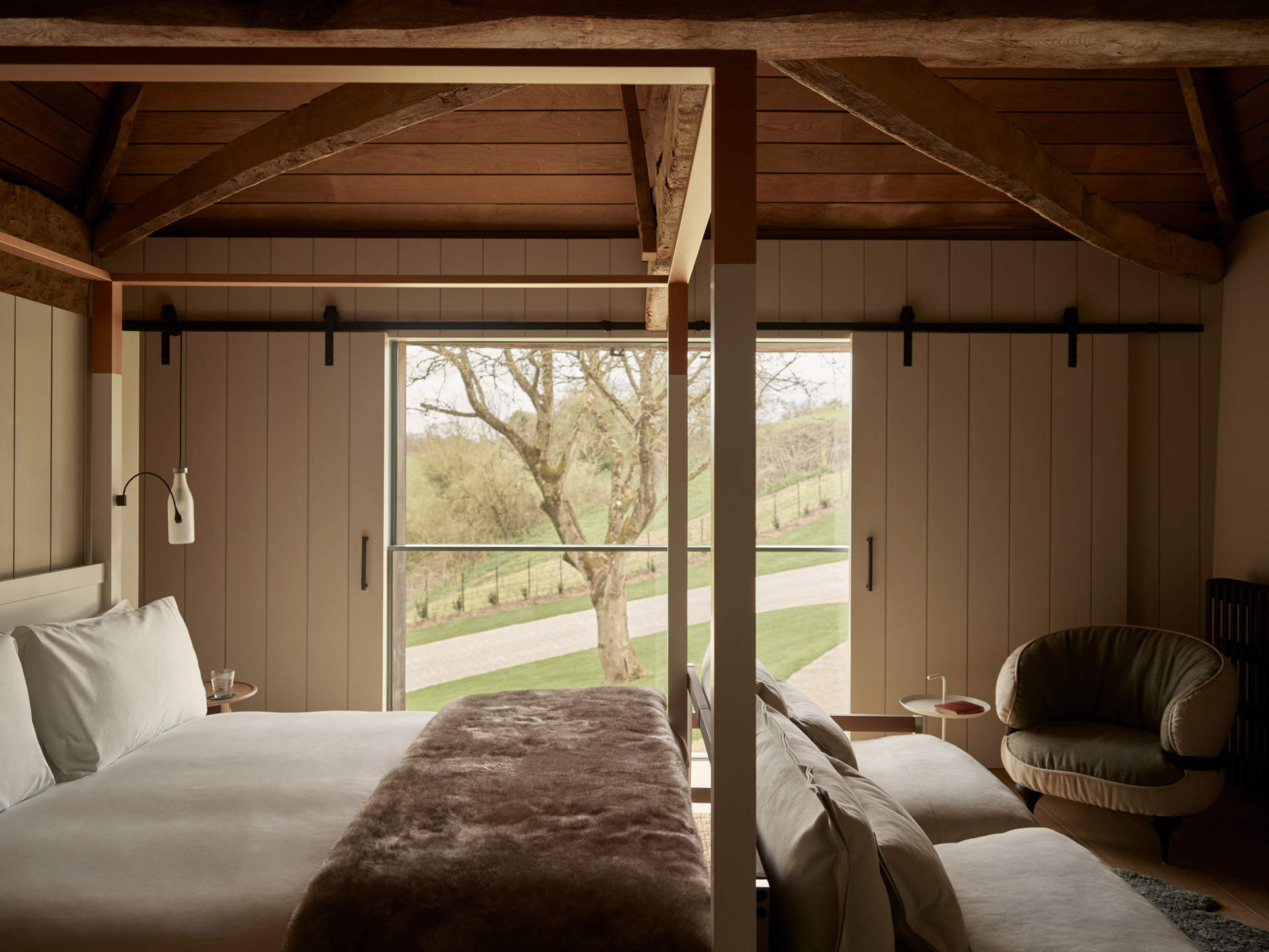 Richard Parr Associates converts farm buildings as extension to ...