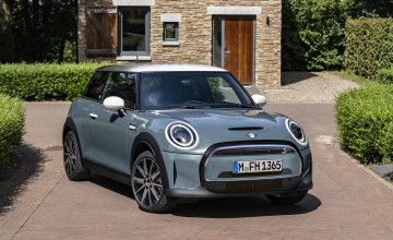 MINI goes electric with new Cooper S | Eurekar