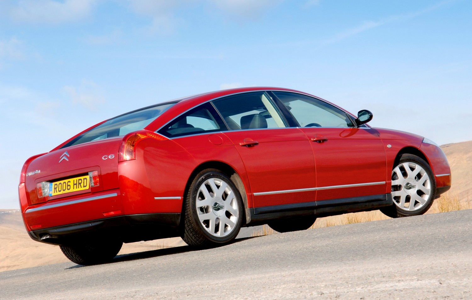 Citroen C6 - Used Car Review | Eurekar