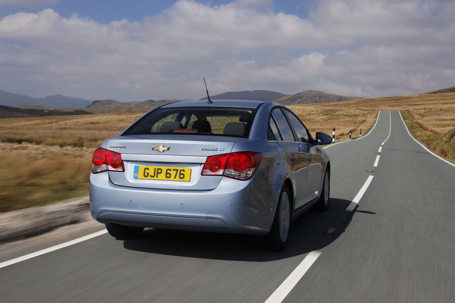 Chevrolet Cruze 2.0 VCDi LT | Eurekar