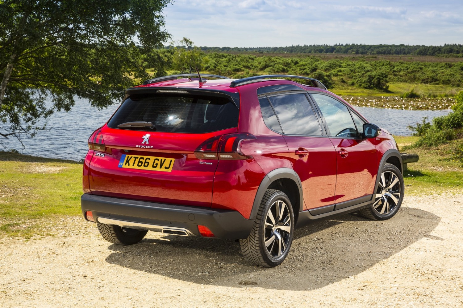 Peugeot 2008 GT Line PureTech 130 | Eurekar