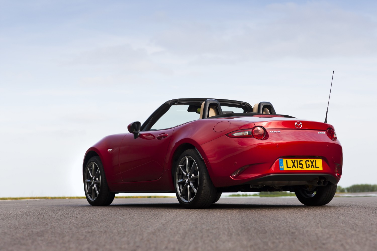 Mazda MX-5 1.5 Sport Nav | Eurekar
