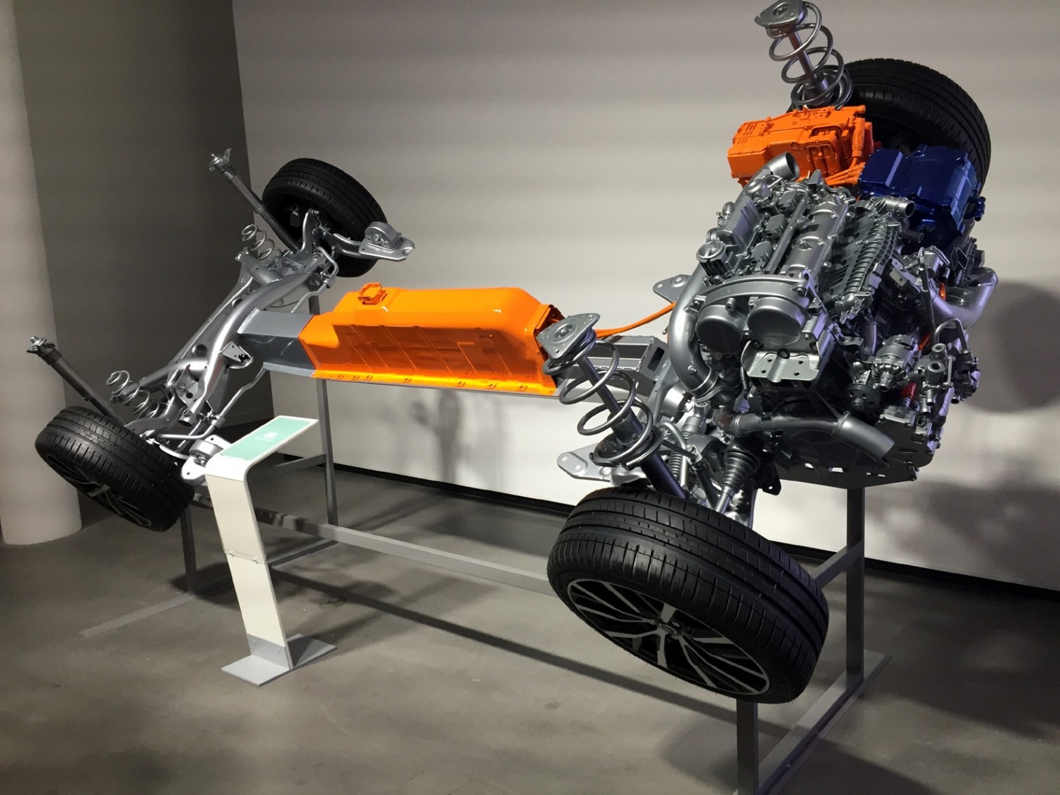 Volvo reveals small car future | Eurekar