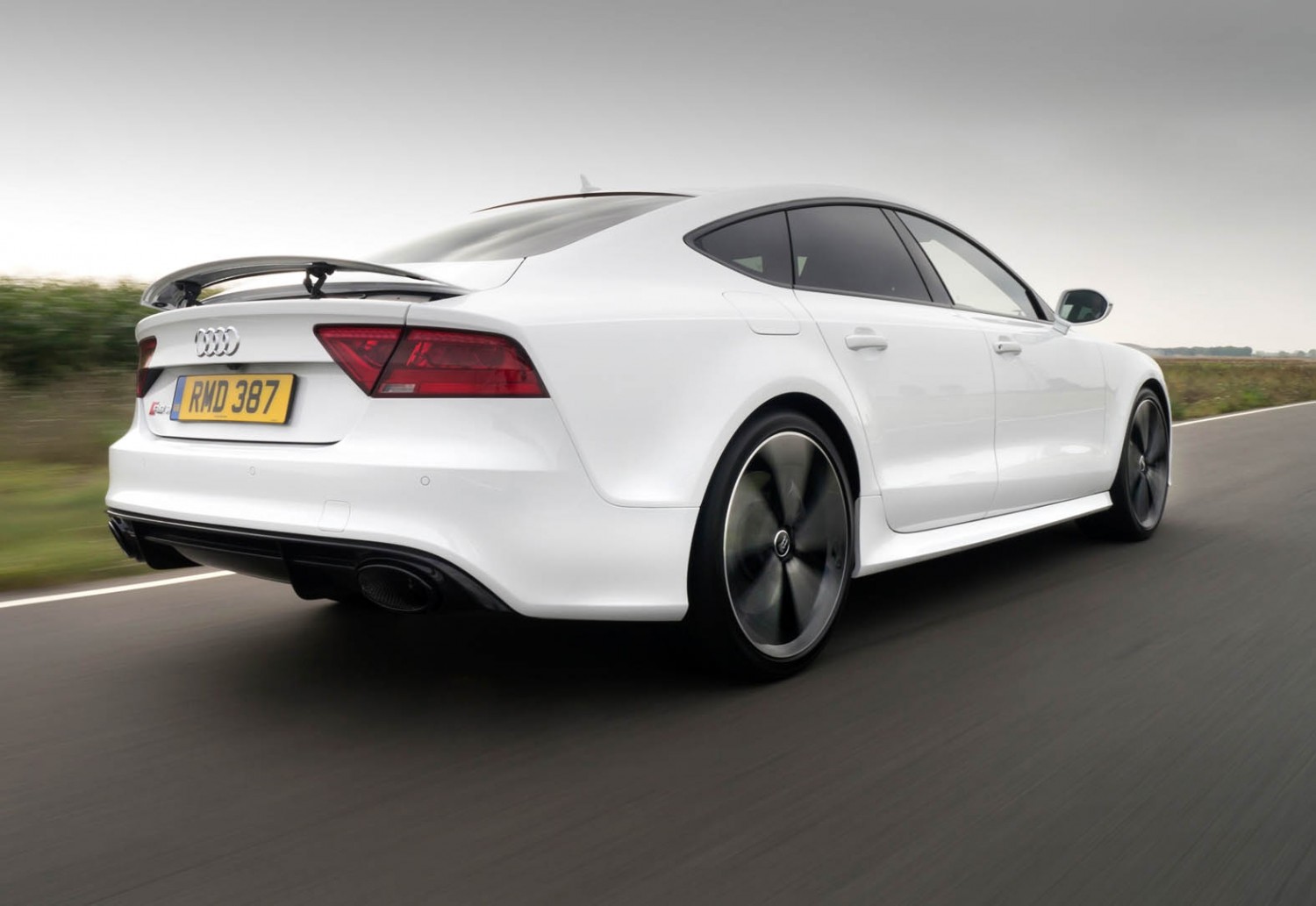 Audi RS7 4.0 TFSI quattro Sportback | Eurekar
