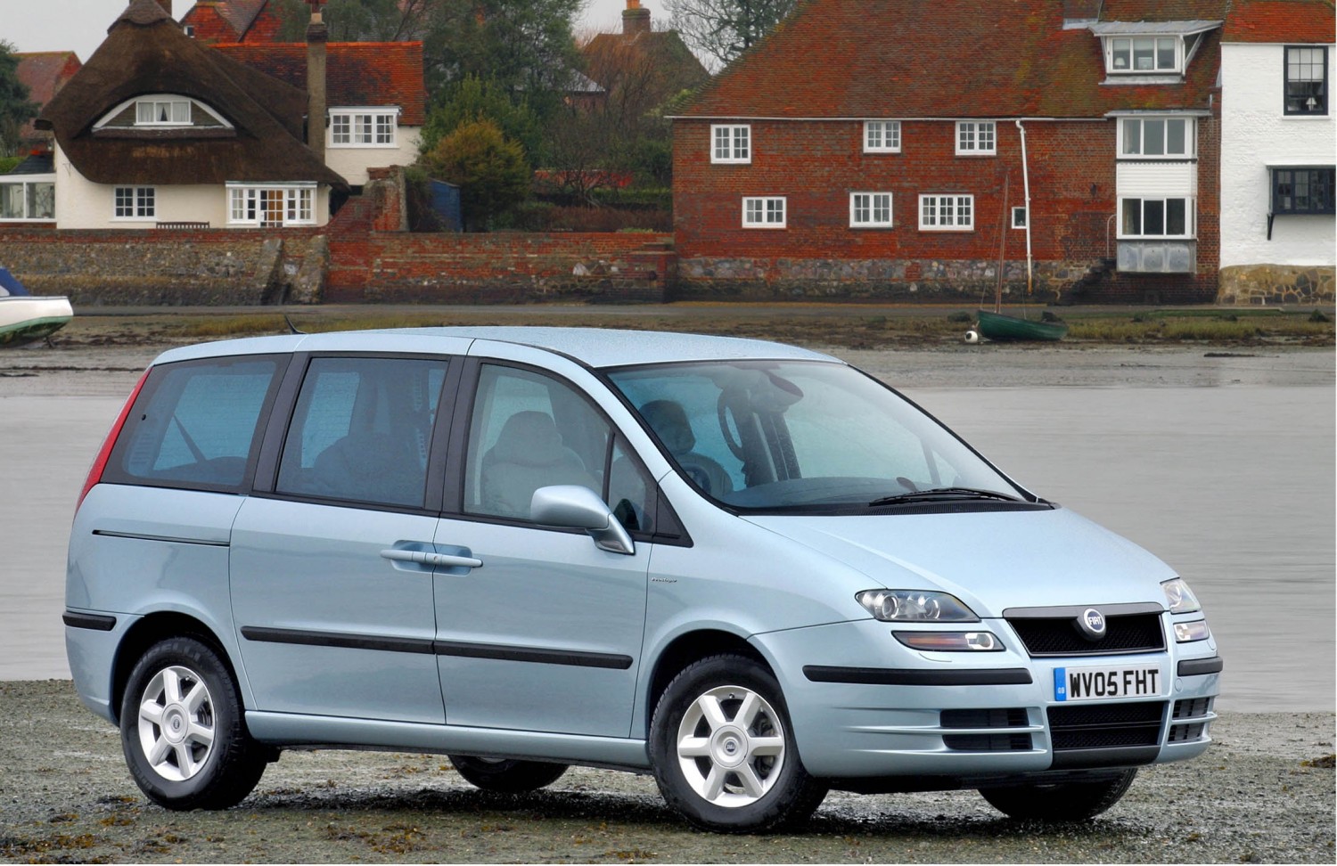 Big Fiat MPV a rarity | Eurekar