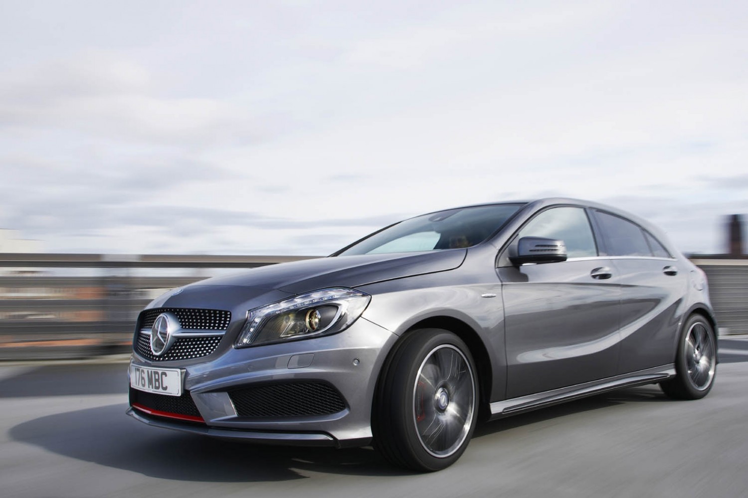 Mercedes A 250 AMG BlueEFFICIENCY | Eurekar