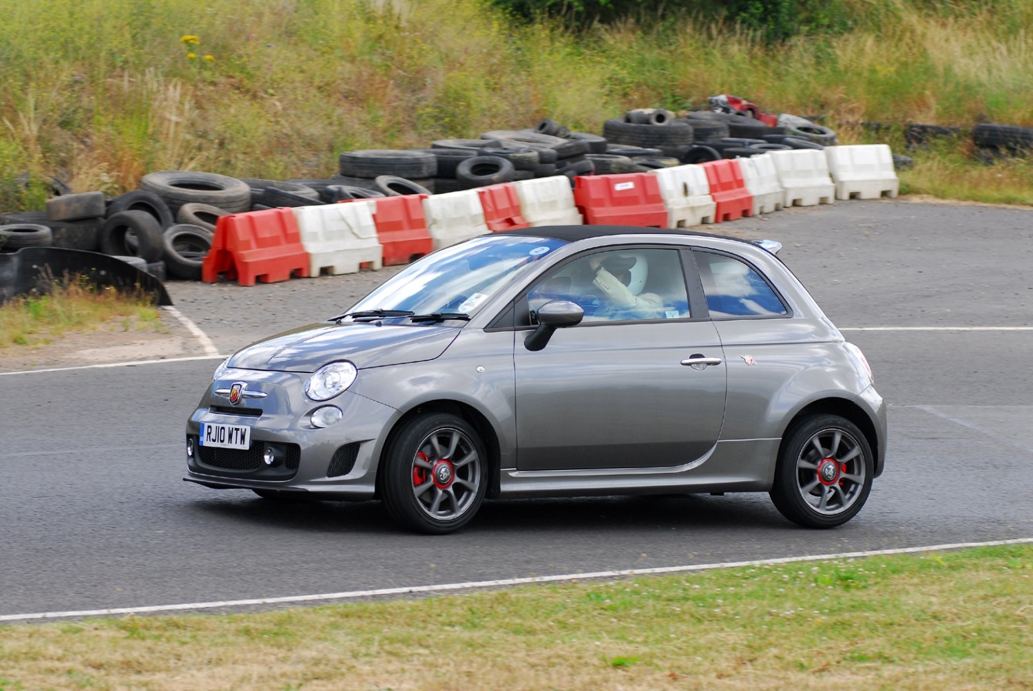 Abarth's summer sting | Eurekar