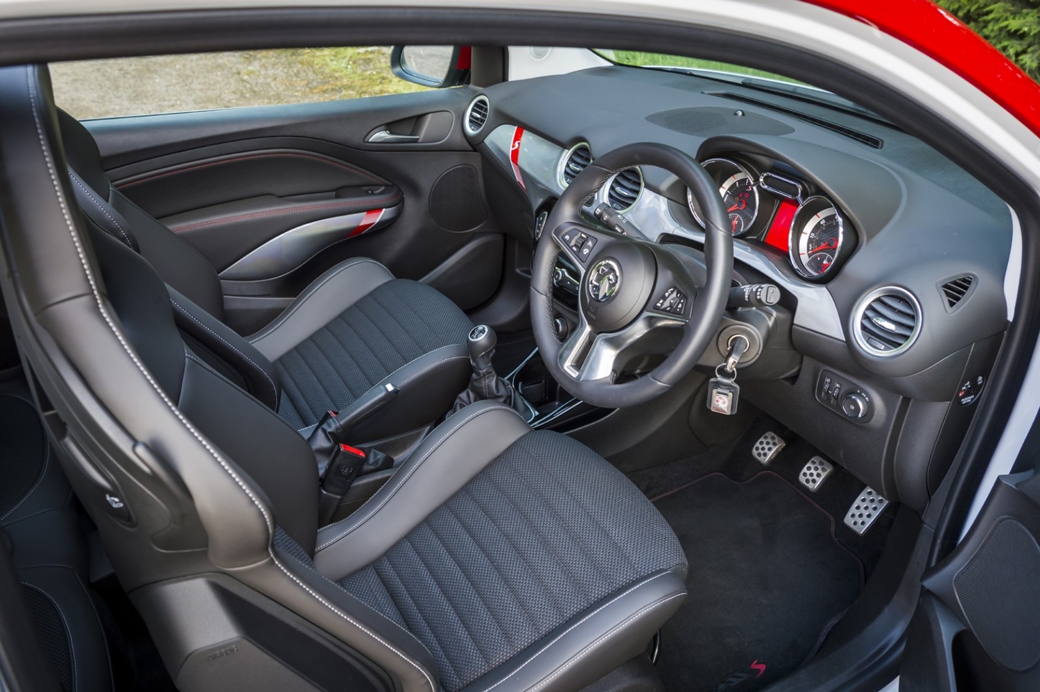 Vauxhall Adam Rocks Unlimited | Eurekar