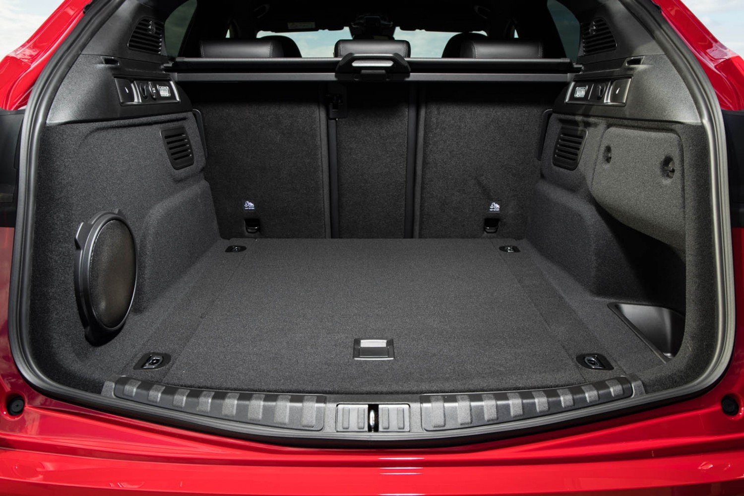 Alfa Romeo Stelvio 280hp Q4 AWD Speciale | Eurekar