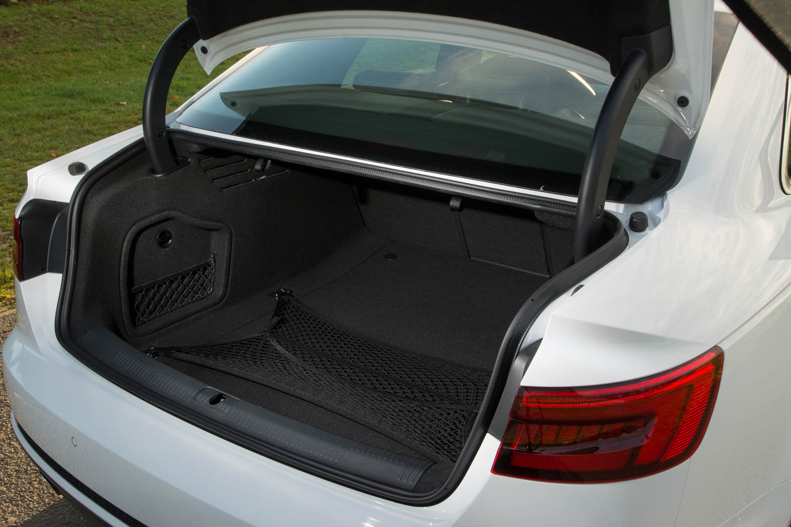 Audi A4 - Used Car Review | Eurekar