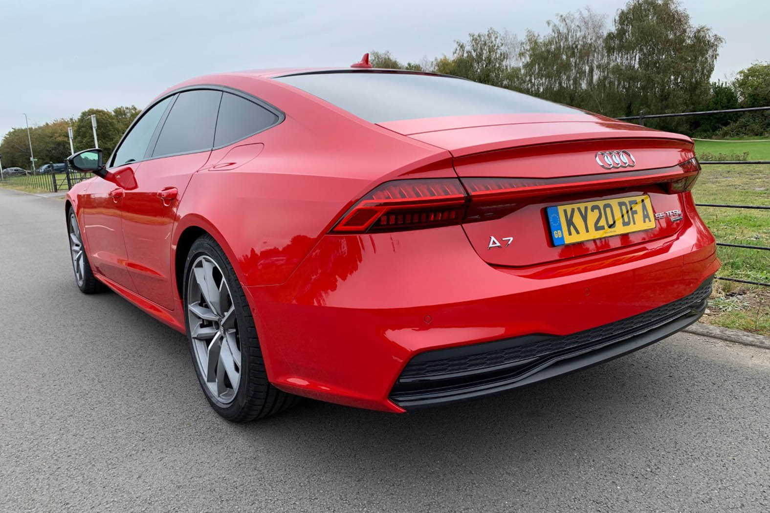 Audi A7 Sportback 55 TFSI e quattro Competition | Eurekar