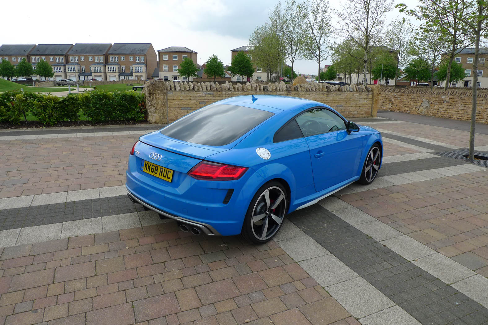 Audi TTS quattro S tronic | Eurekar