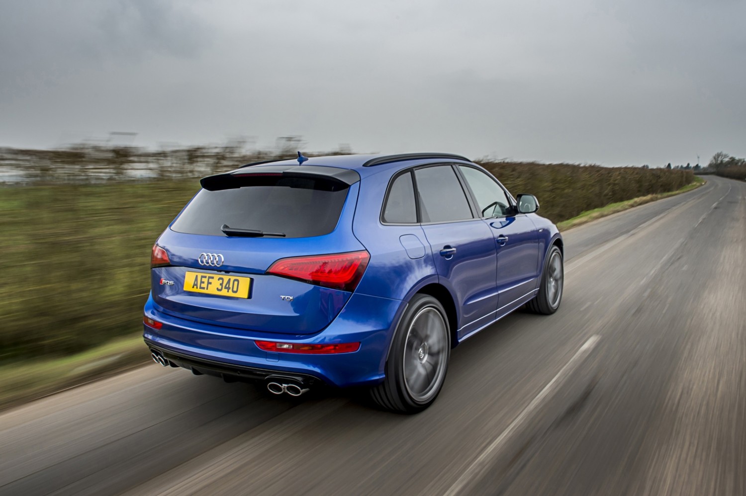 Audi SQ5 TDI plus - First Drive | Eurekar